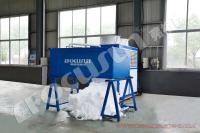 China Customized Ice Size Snow Making Machine FAS-650G Perfect for Commercial on Playground for sale