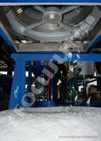 China Customizable 10 Ton Fresh Water Flake Ice Machine for Mixing Refrigerated Materials for sale