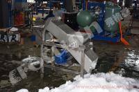 China Efficiently Crush Ice with Focusun Ice Crusher Machine Powered by 220V/3P/60HZ Motor for sale
