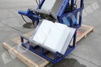 China R404a/R22a Refrigerant Focusun 3T/6T Ice Compactor Produce Block Shape from Flake Ice for sale