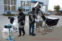 China Electric Driven Semi-automatic Ice Packing Machine for Cube or Tube Ice 1980*600*1775mm for sale