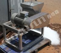 China Tube Ice Crusher FCS-02T at for Field Maintenance and Repair Service of Core Components for sale