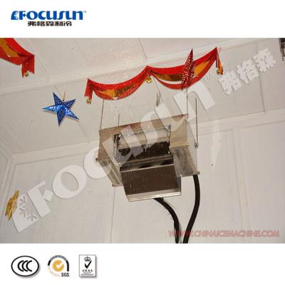 China 1000kg Ice Storage Capacity Artificial Snow Making Machine Design Real Snow Feeling for sale