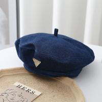 China Sustainable Winter Artist Beret Hat Round Navy Blue Beret for sale