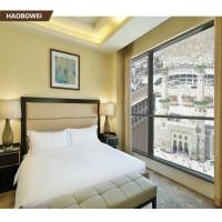 China Wooden Hotel Guest Room Bedroom Furniture Set with Headboard Customizable Size for sale
