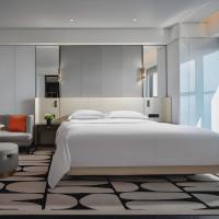 China Hotel Guest Room Furniture Panel Wood Veneer Paint Finish 40-45D Foam for sale