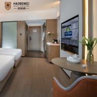 China HAOBOWEI Hotel Bedroom Furniture Set with Bed Nightstand Dresser Wardrobe ISO9001 for sale