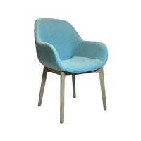 China Fabric Dining Room Chair for Hotel Furniture Northern Europe Solid Wood 620mm for sale