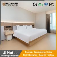 China 3 Star Hotel Bedroom Furniture Set Modern Resort Style E1 Board 1800x2000mm Bed for sale