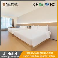 China Modern Luxury Hotel Furniture Set Customizable E1 Grade Board 1800x2000mm Bed for sale