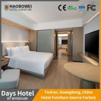 China Customized Four Star Hotel Bedroom Furniture Set Modern Luxury Style E1 Grade Plywood for sale
