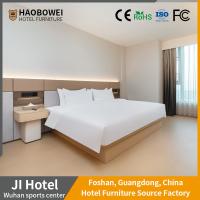 China Modern Hotel Bed Furniture Set 1800x2000mm E1 Board 3 Star Villa Bedroom for sale