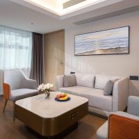 China Fixed Four Star Hotel Bedroom Furniture Set with 5 Year Internal Structure Warranty for sale