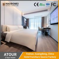 China Hotel Standard King Size Bedroom Set Wooden Furniture 1800x2100mm E1 Grade for sale