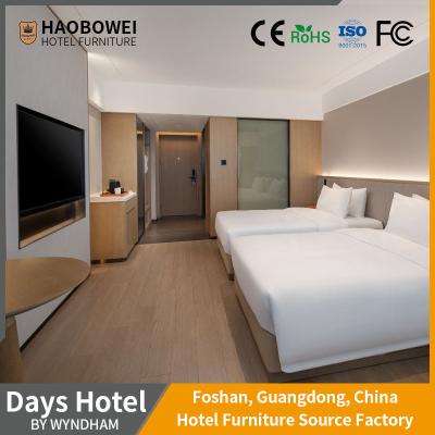 China 4 Star Resort Hotel Bedroom Furniture Set Double Bed 1800x2000mm E1 Plywood for sale
