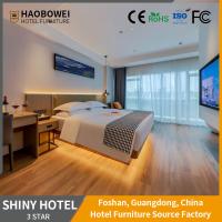 China Modern Standard King Size Hotel Bedroom Furniture Set E1 Plywood 1500x2000mm for sale