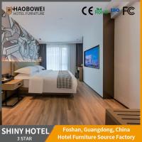 China Modern King Size Hotel Bedroom Furniture Set E1 Grade Plywood 1500x2000mm Bed Frame for sale