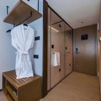 China 3 Star Hotel Standard King Size Bedroom Set with Leather Soft Bag Headboard 2500mm for sale