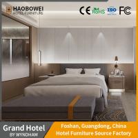 China Modern Luxury Hotel Bedroom Furniture Set 2000mm Headboard Solid Wood 5 Star Resort for sale