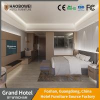 China Custom Luxury Hotel Bedroom Set 2000x2000mm Solid Wood 5 Star Business Furniture for sale