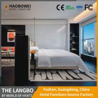 China Modern Hotel King Size Bedroom Set 2550mm Height Dark Gray Oak Veneer E0 Grade for sale