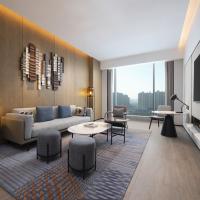 China Marriott 5 Star Hotel Bedroom Furniture Set Custom Bed Headboard 1800x2000mm for sale