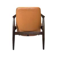 China Solid Wood Dining Chair 680x740x780mm Solvent-Free Leather for Hotel Home Living Room for sale