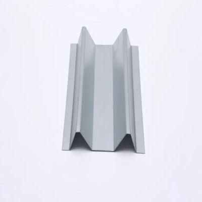 China 3300mm PV Solar Mounting Channel Rails Roof Drainage Trench ODM for sale