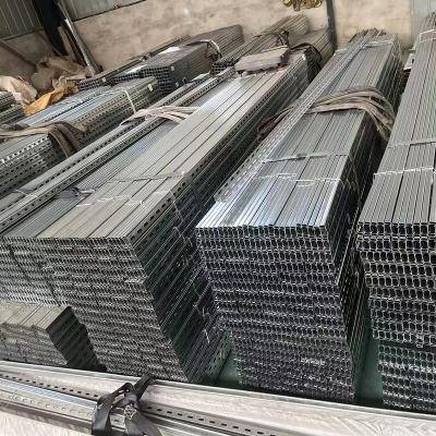 China Fire Fighting Seismic Support Hangers Duct Side Longitudinal Seismic Brace Duct Finished Product Integrated Seismic Brace for sale