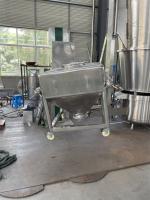 China 500 Lbs Bin Replaceable After Eight Blender / Stagehand Shaker With Bin for sale