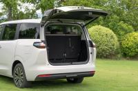 China Wuling Starlight 730EV LV1 7-Seater Pure Electric MPV with 500km Driving Range, 7-Seat Layout, and Electric Power Sliding Doors for sale