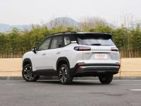 China Wuling Starlight 560 EV Electric SUV with 500km Range, 15.6-inch Touch Control Screen, and Leather Upholstered Seats for sale
