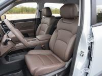 China Wuling Starlight 560 EV Electric SUV with 500km Range, 15.6-inch Touch Control Screen, and Leather Upholstered Seats for sale