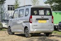 China Wuling Zhiguang EV 4-Seater Pure Electric Van with 305 KM CLTC Range and DC Fast Charging for sale