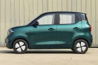 China Wuling Hongguang Mini EV 5th Generation Export Version 4-Door 4-Seater EV for sale