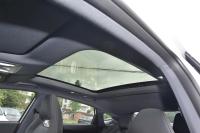 China Energy Vehicles 2024 Changan Uni-V PHEV Car for 5 Seaters in White Black White or Red for sale
