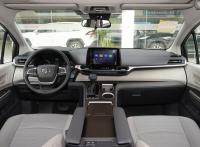 China Electric Driver's Seat Adjustment Toyota Sienne Luxury MPV for Commercial and Family for sale
