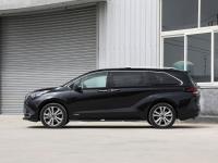 China 2024 Toyota Sienna Large Mpv Seat Sofa Electric Vehicle with FWD 4-Wheel Hybrid Power for sale