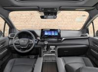 China 2024 Toyota Sienna Large Mpv Seat Sofa Electric Vehicle with FWD 4-Wheel Hybrid Power for sale