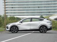 China 296Ps Total Horsepower 580-755km CLTC Pure Electric Range 5 Seats Electric Car Made for sale