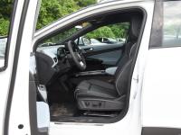 China Volkswagen ID4X Long Endurance Left Hand Drive Electric Car and Crystal White Exterior for sale