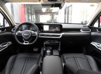 China KIA K5 380GT Line Flagship 2.0t Displacement Gasoline 5 Seats Sedan The Ultimate Sedan for sale