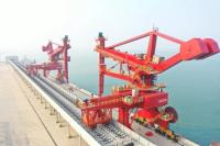 China Screw Ship Unloader 500-1500 t/h for Seaport Bulk Material Handling for sale
