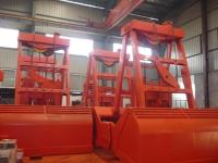 China Wireless Remote Controlled Clamshell Grab Bucket 15m³ 28t SWL for Bulk Cargo for sale
