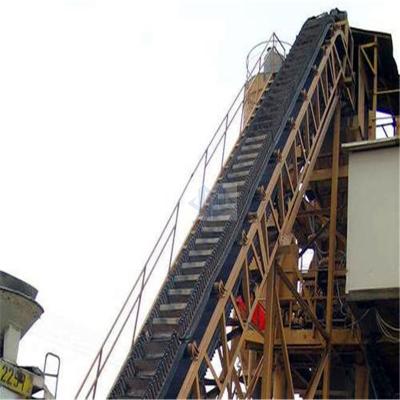 China High Incline Angles Scraper Conveyor Belt System For Bulk Material Handling for sale