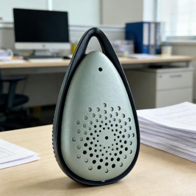 China Wearable Air Purifier with 99.9% Sterilization Rate, 0.2W Power Consumption, and 21h Battery Life for Personal Air Purification for sale