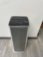 China USB Line Household Air Purifier 22x22x53cm Effective Air Filtration System Removes Dust Allergens and Pollutants for sale