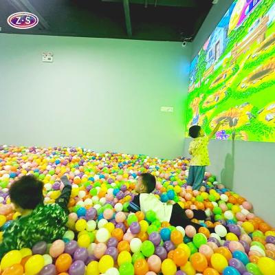 China Immersive Interactive Wall Projection Digital Throw Ball Games With Auto Scoring for sale