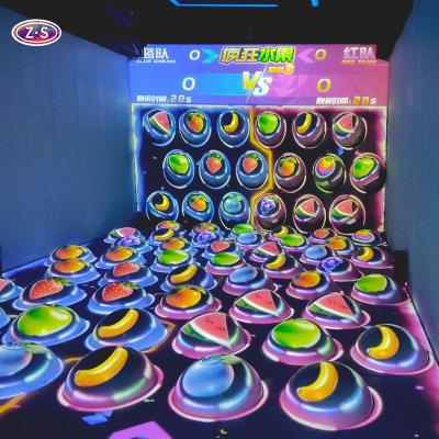 China Interactive Projection Technology Immersive Bouncing Sphere For Interactive Play Center for sale