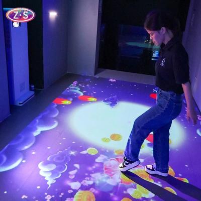China Compact Interactive Floor Game Ultra Short Throw Vivid Colors For Kids Zones for sale